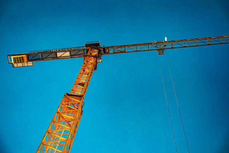 Understanding LOLER for Overhead Cranes and Heavy Lifting Equipment ...